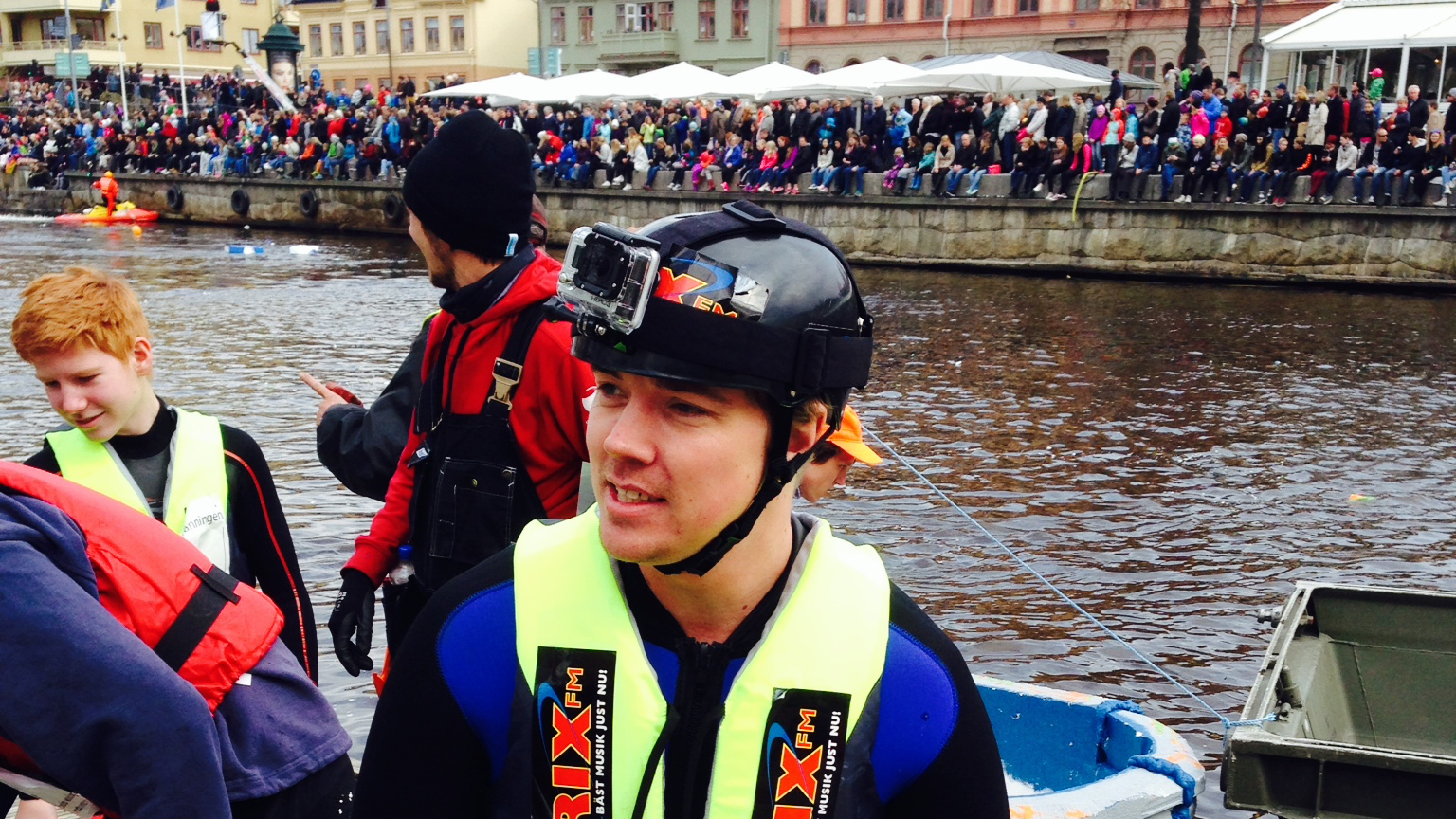 Åk RIX FMs egen flotte inför 40 000 åskådare! - RIX FM